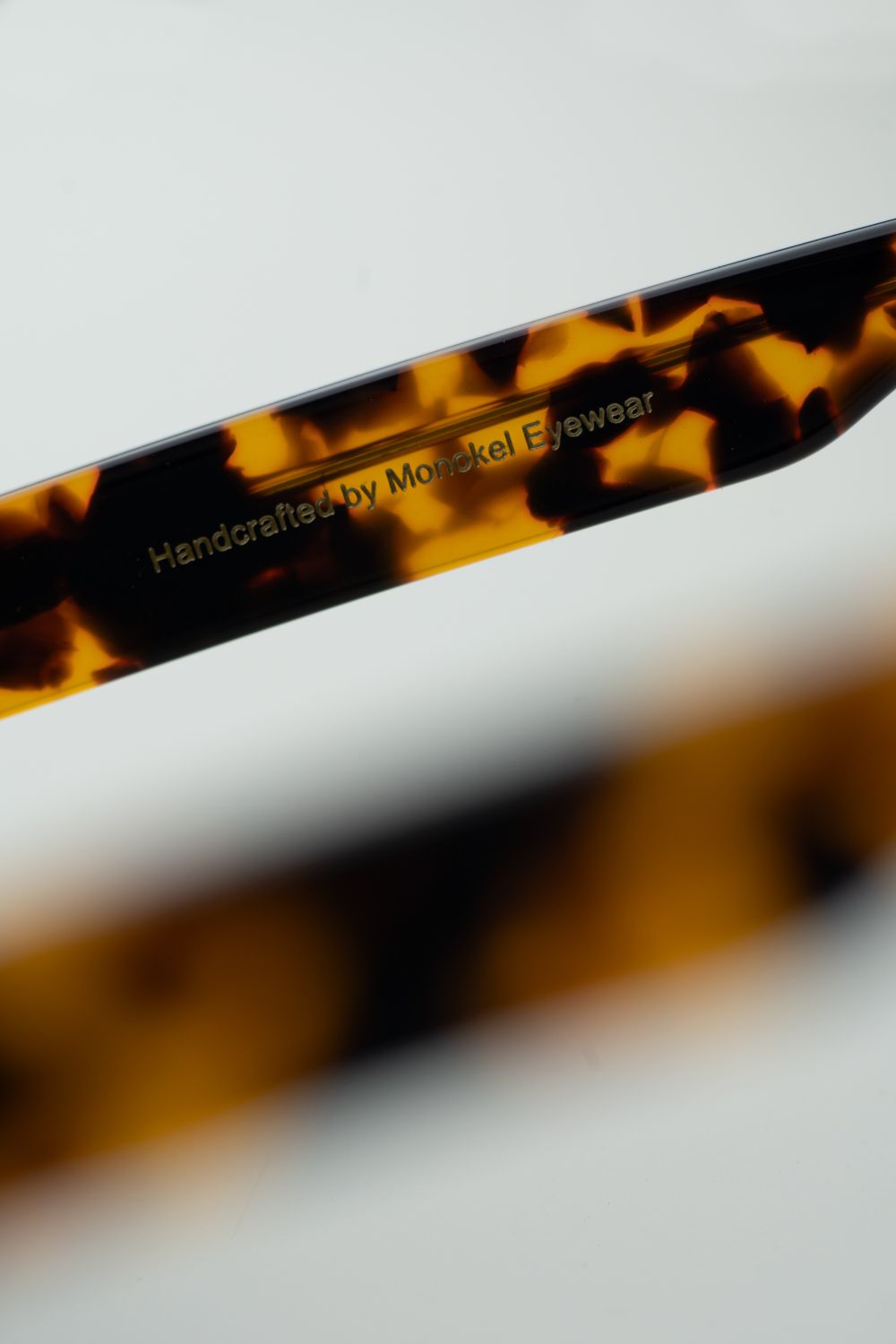 Ellis Havana - Monokel Eyewear – Monokel Eyewear
