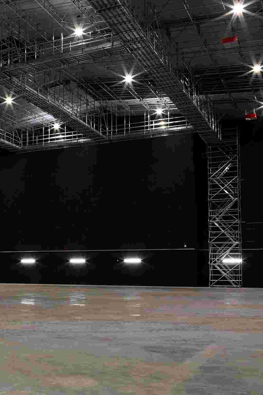 OMA X Stage F | OMA