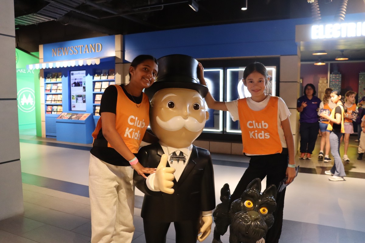 Holiday HQ Game Zone Highlights