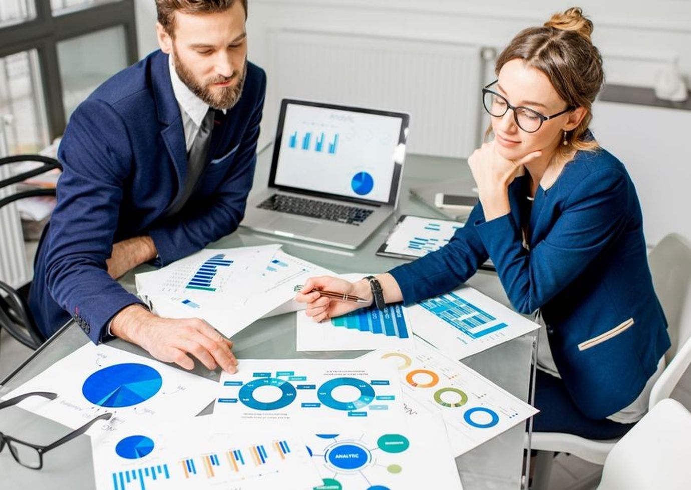 7 Ways to Run an Efficient Finance Department - ExpenseIn Blog