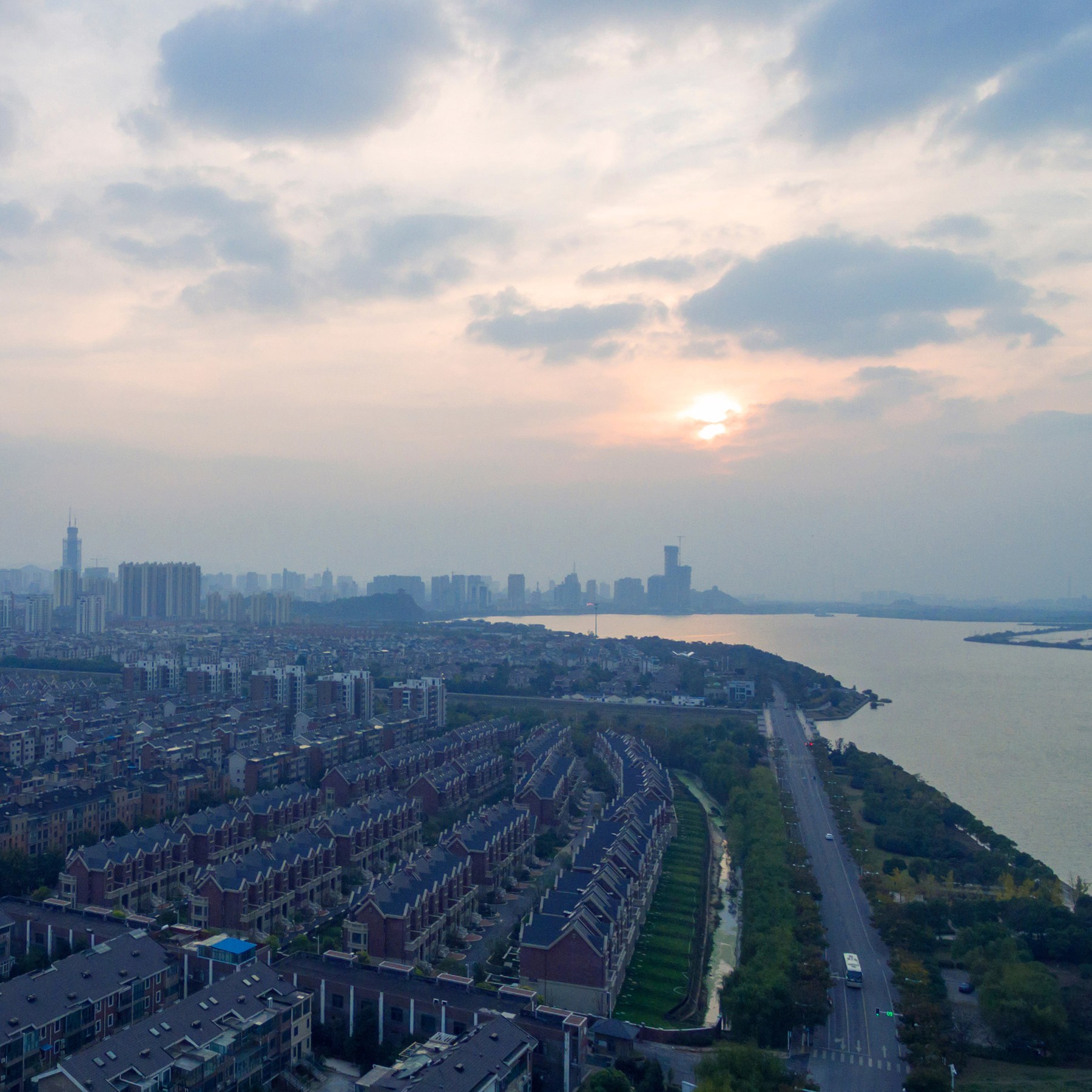 Explore Zhenjiang