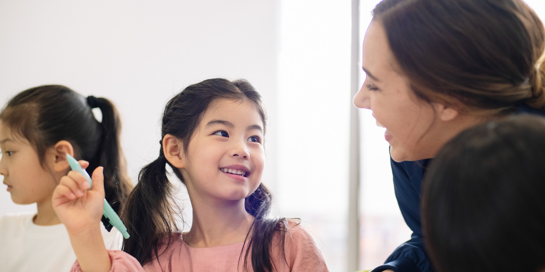 3 Reasons why Teaching Abroad can help your Career
