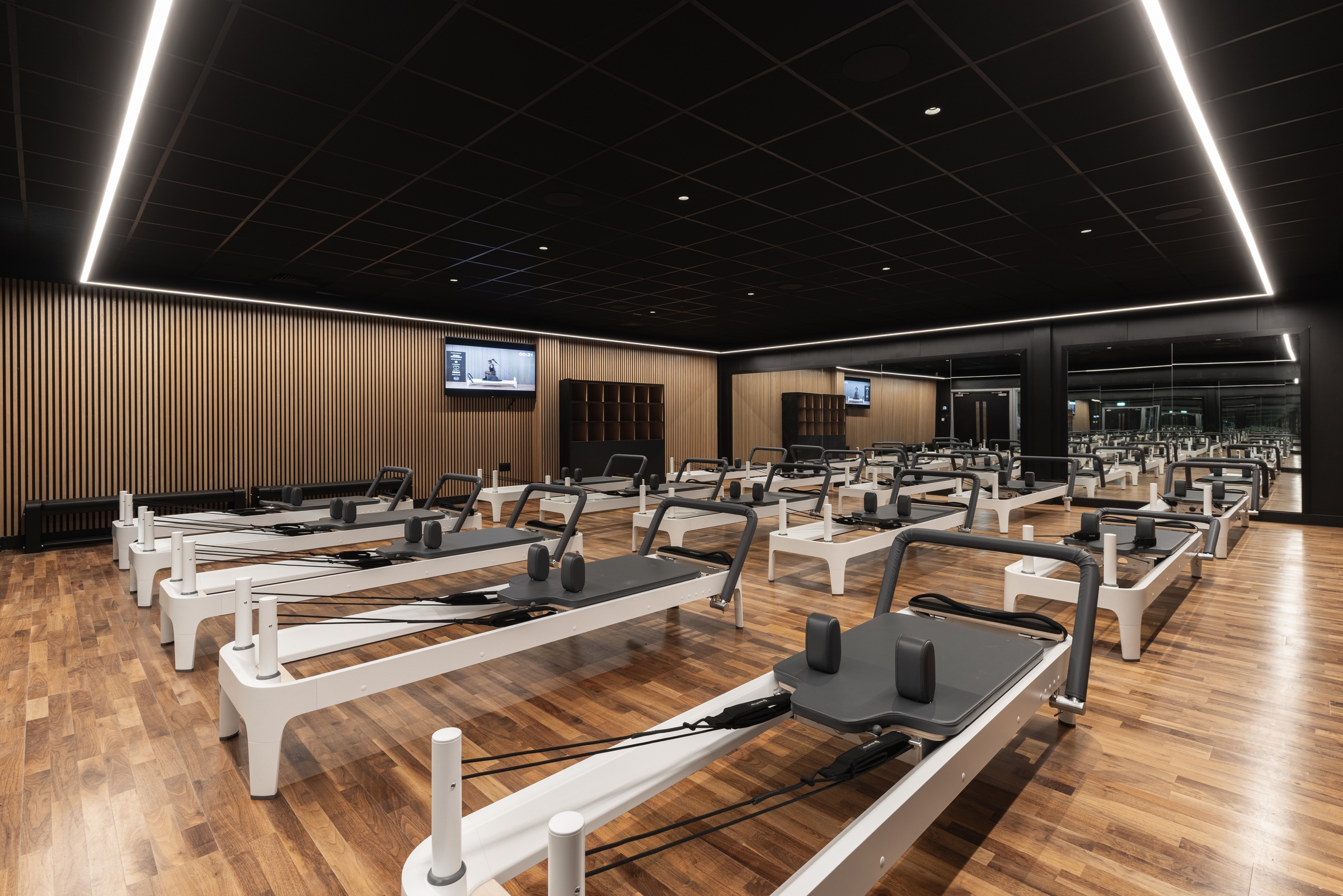 Best Gyms in Chiswick | Join Online Now | Everlast Gyms