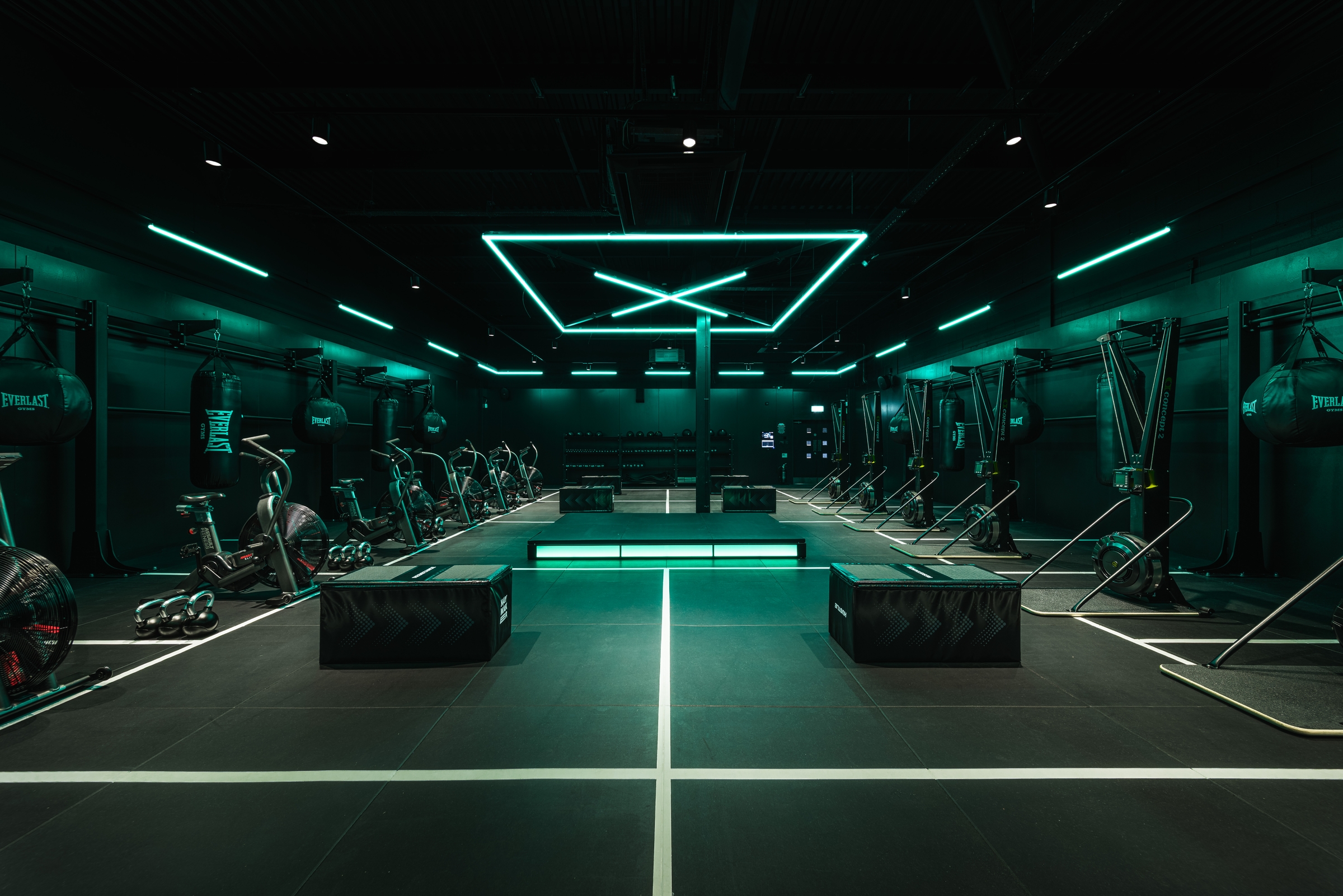 Best Gyms in Birstall Leeds | Join Online Now | Everlast Gyms