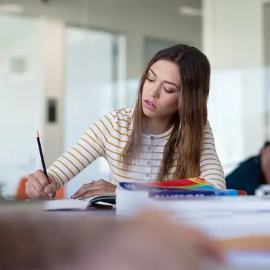 EF Languages Abroad (14 + years) | EF Global Site (English)