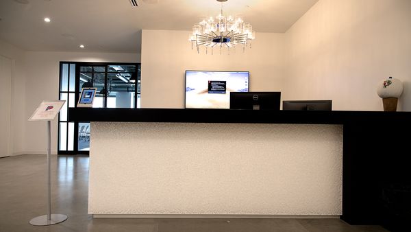 Pandora Ripple Desk | Sensitile