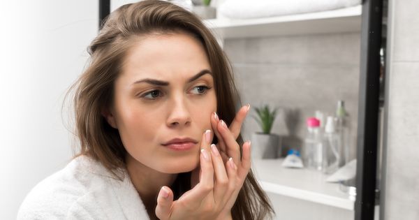 Acne en mujeres adultas: causas, tratamiento y consejos Vídeo
