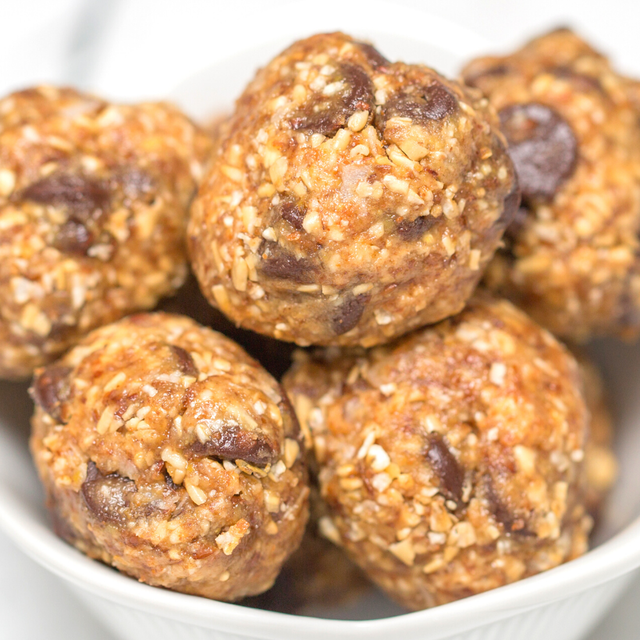Energy Boosting Snacks To Fight Off The Afternoon Crash