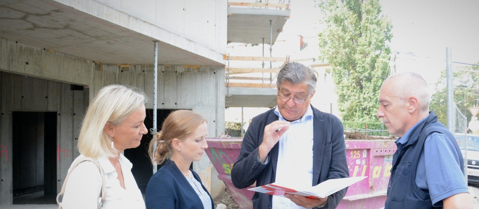 Baustellenbegehung im Gesundheitspark Göttlicher Heiland Wien